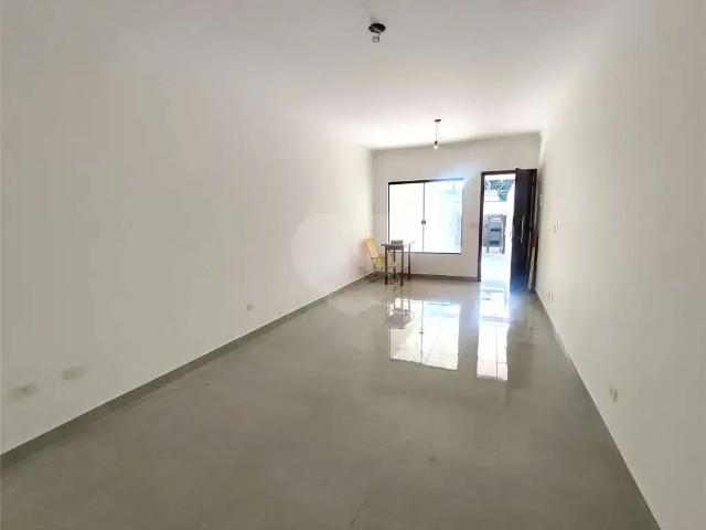 Casa / Sobrado para Venda em São Paulo/SP Parque São Lucas 3 Quartos