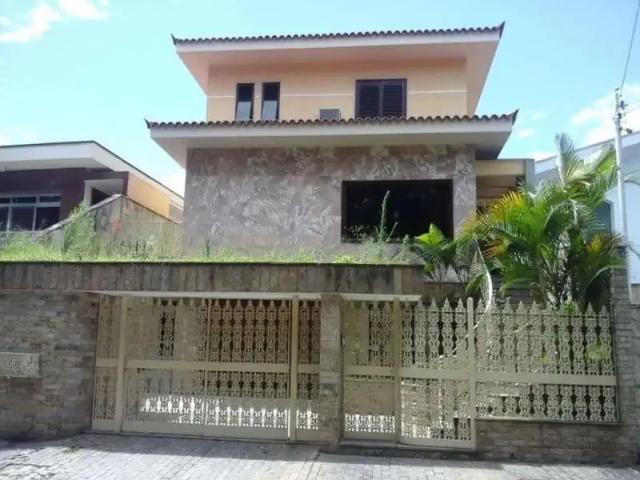 Casa / Sobrado para Venda em São Paulo/SP Parque Palmas do Tremembé 6 Quartos
