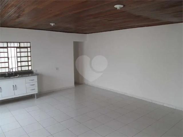 Casa / Sobrado para Venda em São Paulo/SP Parque Peruche 2 Quartos