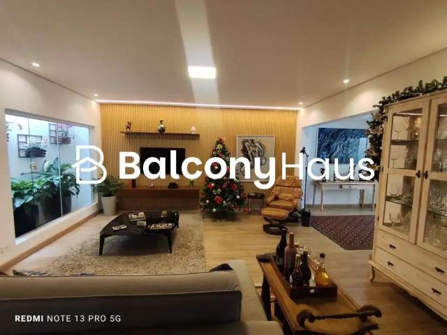 Casa / Sobrado para Venda em São Paulo/SP Pedreira 4 Quartos