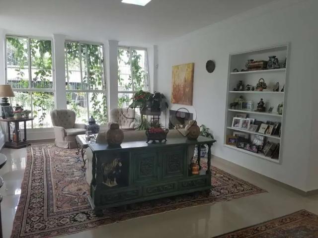Casa / Sobrado para Venda em São Paulo/SP Perdizes 4 Quartos