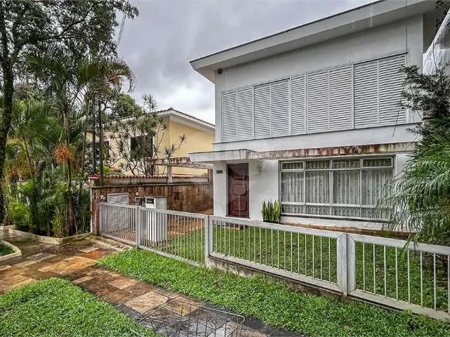 Casa / Sobrado para Venda em São Paulo/SP Perdizes 4 Quartos