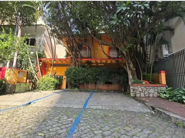 Casa / Sobrado para Venda em São Paulo/SP Perdizes 3 Quartos