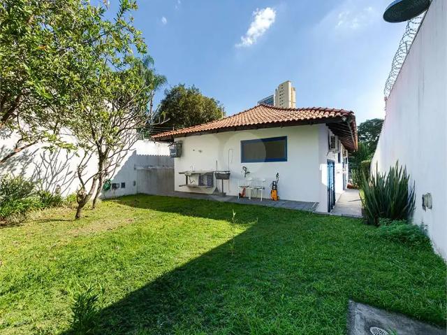 Casa / Sobrado para Venda em São Paulo/SP Perdizes 3 Quartos