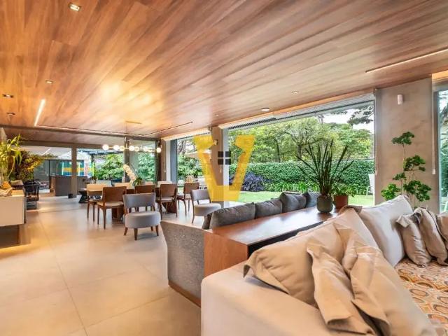 Casa / Sobrado para Venda em São Paulo/SP Pinheiros 5 Quartos