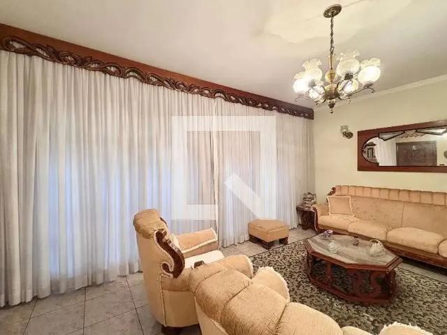 Casa / Sobrado para Venda em São Paulo/SP Piqueri 6 Quartos