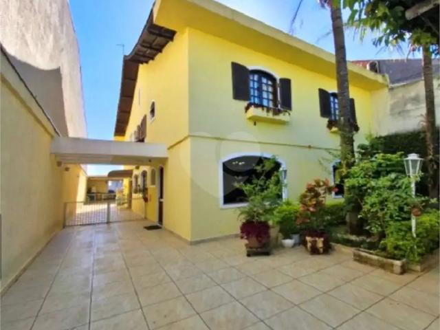 Casa / Sobrado para Venda em São Paulo/SP Pirituba 4 Quartos