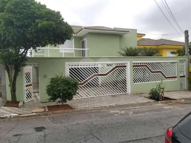 Casa / Sobrado para Venda em São Paulo/SP Pirituba 4 Quartos