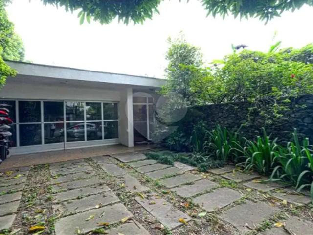 Casa / Sobrado para Venda em São Paulo/SP Planalto Paulista 4 Quartos