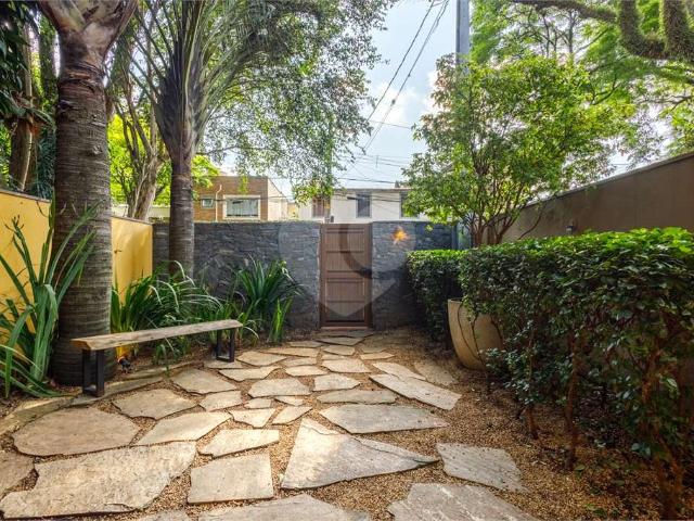 Casa / Sobrado para Venda em São Paulo/SP Planalto Paulista 4 Quartos