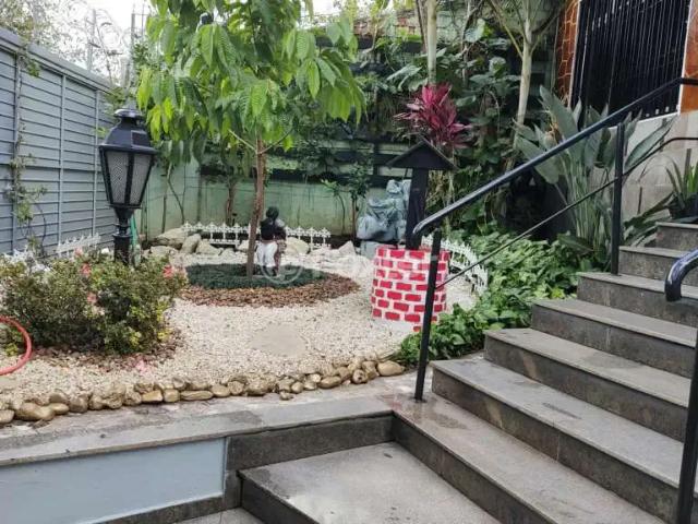 Casa / Sobrado para Venda em São Paulo/SP Planalto Paulista 5 Quartos