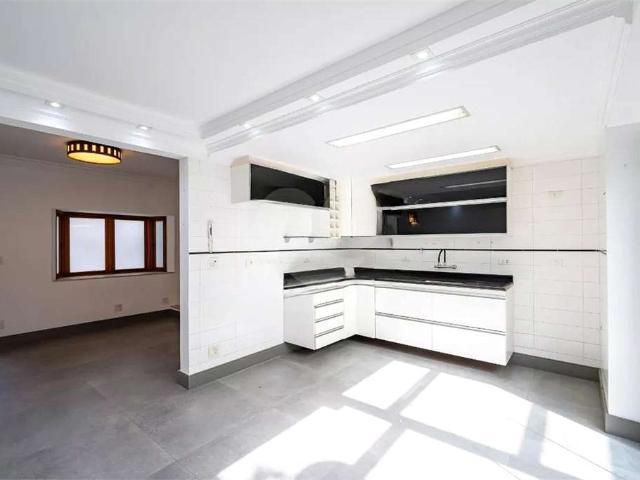 Casa / Sobrado para Venda em São Paulo/SP Planalto Paulista 3 Quartos