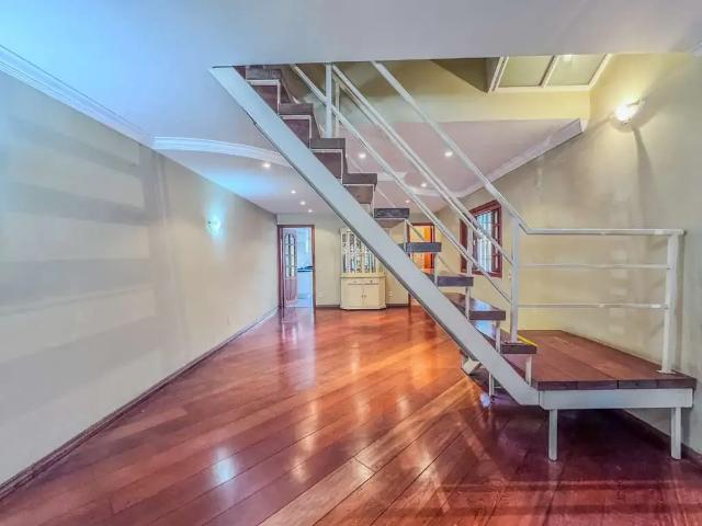 Casa / Sobrado para Venda em São Paulo/SP Planalto Paulista 3 Quartos