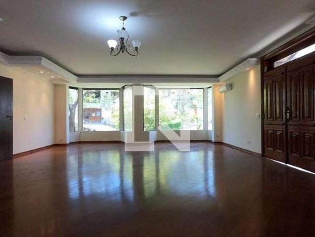 Casa / Sobrado para Venda em São Paulo/SP Real Parque 4 Quartos