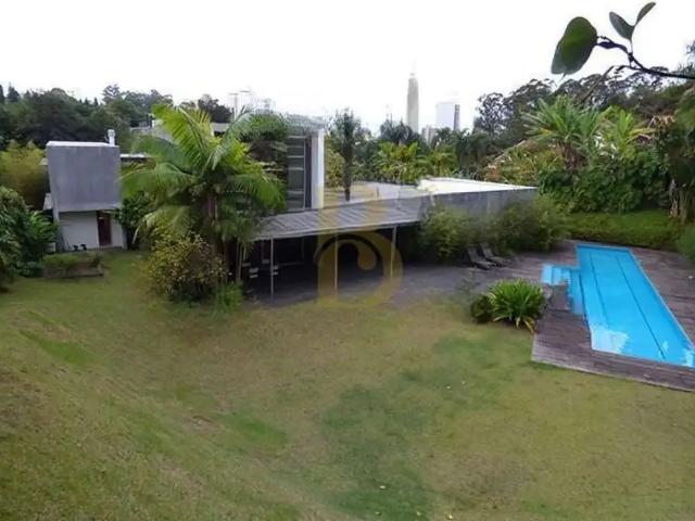 Casa / Sobrado para Venda em São Paulo/SP Real Parque 4 Quartos