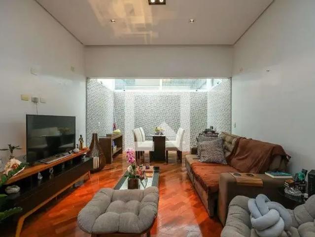 Casa / Sobrado para Venda em São Paulo/SP Real Parque 2 Quartos