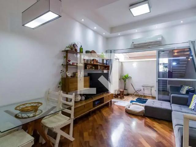 Casa / Sobrado para Venda em São Paulo/SP Real Parque 2 Quartos