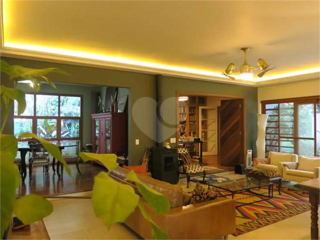 Casa / Sobrado para Venda em São Paulo/SP Real Parque 2 Quartos