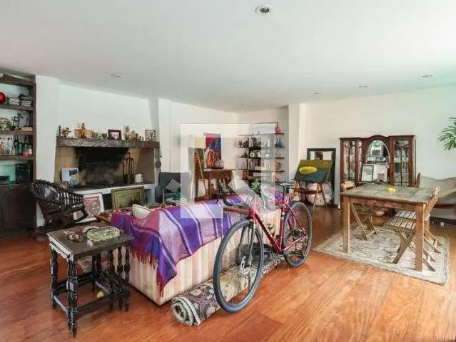 Casa / Sobrado para Venda em São Paulo/SP Real Parque 3 Quartos