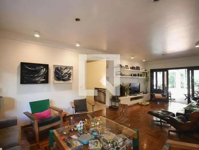 Casa / Sobrado para Venda em São Paulo/SP Real Parque 3 Quartos