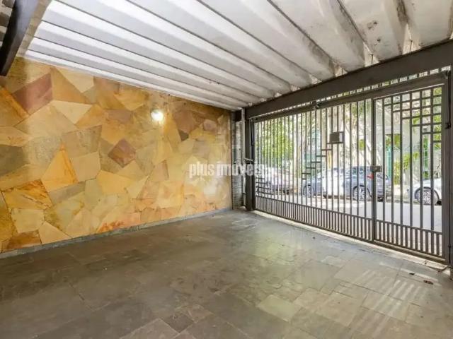 Casa / Sobrado para Venda em São Paulo/SP Real Parque 3 Quartos