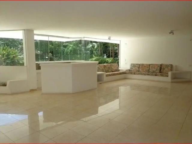 Casa / Sobrado para Venda em São Paulo/SP Retiro Morumbi 4 Quartos