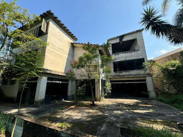 Casa / Sobrado para Venda em São Paulo/SP Retiro Morumbi 4 Quartos