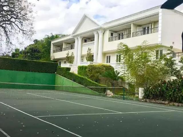 Casa / Sobrado para Venda em São Paulo/SP Retiro Morumbi 6 Quartos