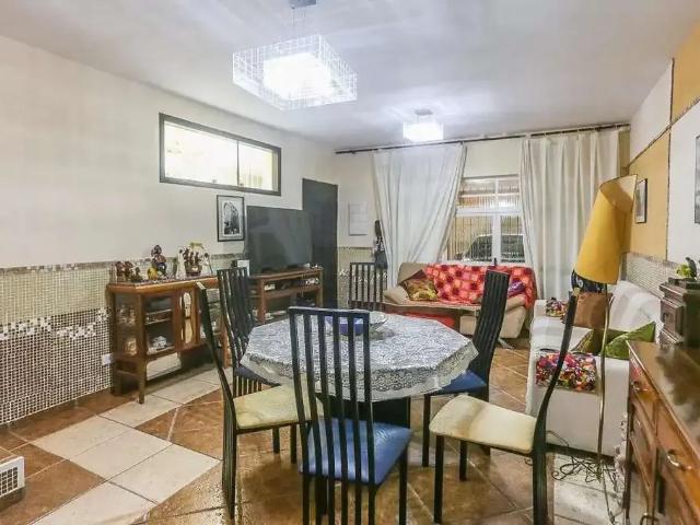 Casa / Sobrado para Venda em São Paulo/SP Rio Pequeno 4 Quartos