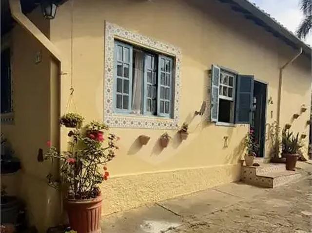Casa / Sobrado para Venda em São Paulo/SP Guarapiranga 5 Quartos