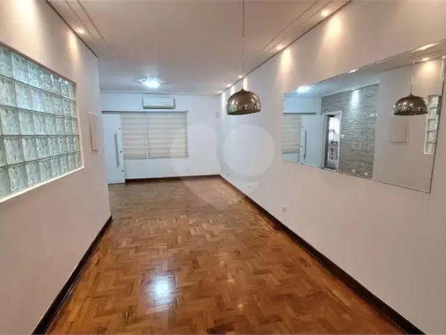 Casa / Sobrado para Venda em São Paulo/SP São Judas 4 Quartos
