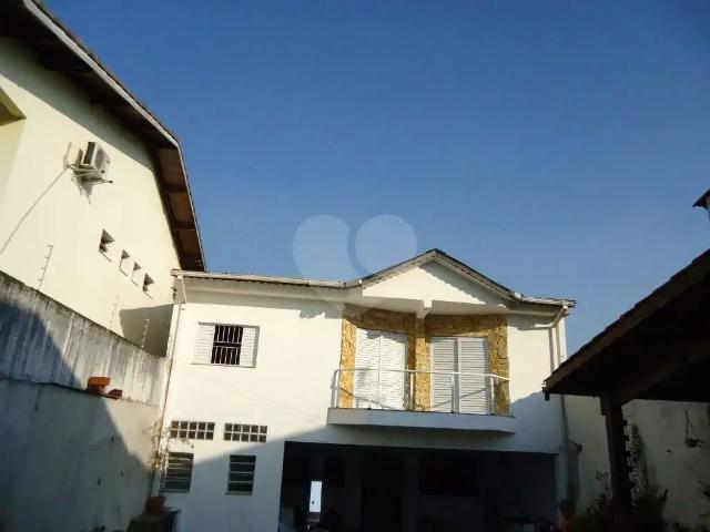 Casa / Sobrado para Venda em São Paulo/SP São Miguel Paulista 6 Quartos