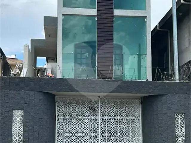 Casa / Sobrado para Venda em São Paulo/SP São Miguel Paulista 6 Quartos