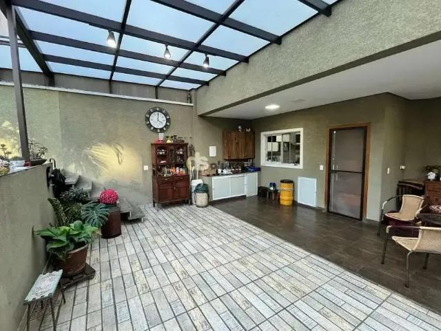Casa / Sobrado para Venda em São Paulo/SP Santa Teresinha 4 Quartos