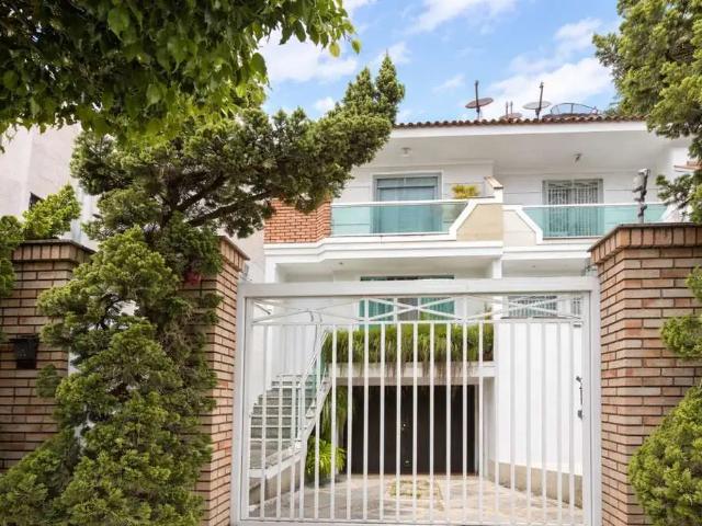 Casa / Sobrado para Venda em São Paulo/SP Santana 4 Quartos