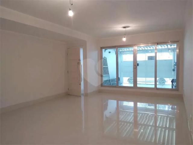 Casa / Sobrado para Venda em São Paulo/SP Santo Amaro 4 Quartos