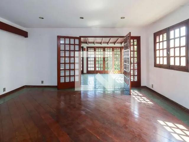 Casa / Sobrado para Venda em São Paulo/SP Santo Amaro 5 Quartos
