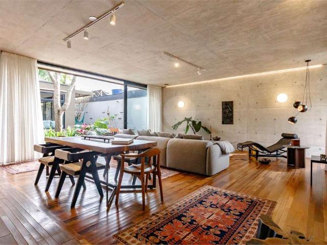 Casa / Sobrado para Venda em São Paulo/SP Alto da Boa Vista 6 Quartos
