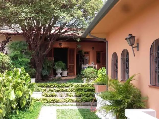Casa / Sobrado para Venda em São Paulo/SP Saúde 5 Quartos