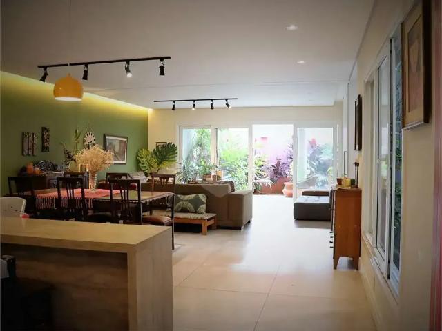 Casa / Sobrado para Venda em São Paulo/SP Bosque da Saúde 6 Quartos
