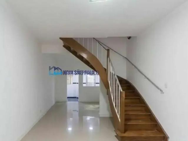 Casa / Sobrado para Venda em São Paulo/SP Saúde 2 Quartos