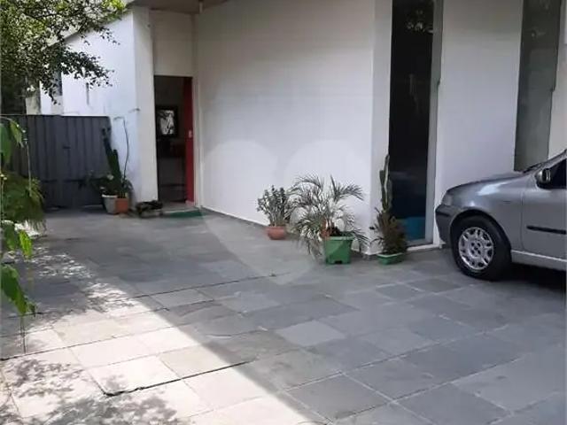 Casa / Sobrado para Venda em São Paulo/SP Bosque da Saúde 3 Quartos