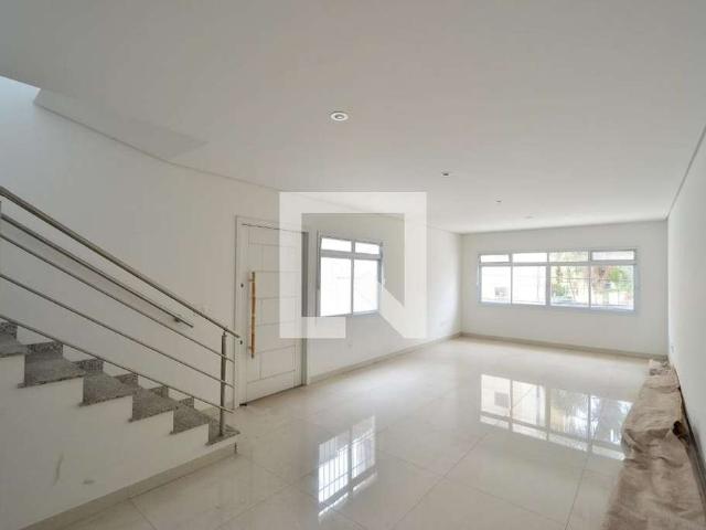 Casa / Sobrado para Venda em São Paulo/SP Saúde 3 Quartos