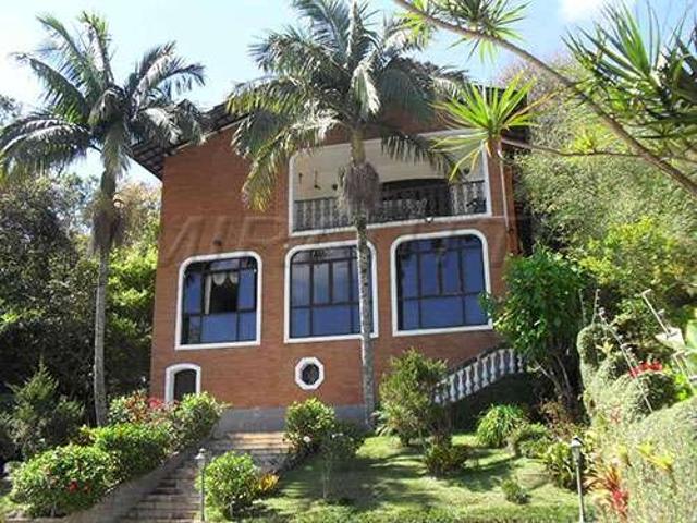 Casa / Sobrado para Venda em São Paulo/SP Serra da Cantareira 5 Quartos