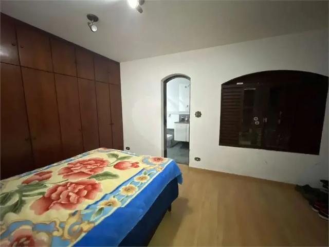 Casa / Sobrado para Venda em São Paulo/SP Socorro 3 Quartos