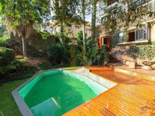 Casa / Sobrado para Venda em São Paulo/SP Sumarezinho 4 Quartos