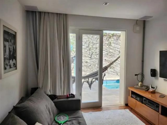 Casa / Sobrado para Venda em São Paulo/SP Sumarezinho 4 Quartos