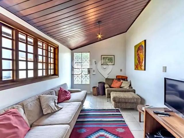 Casa / Sobrado para Venda em São Paulo/SP Sumarezinho 5 Quartos