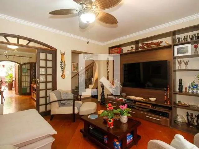 Casa / Sobrado para Venda em São Paulo/SP Sumaré 3 Quartos