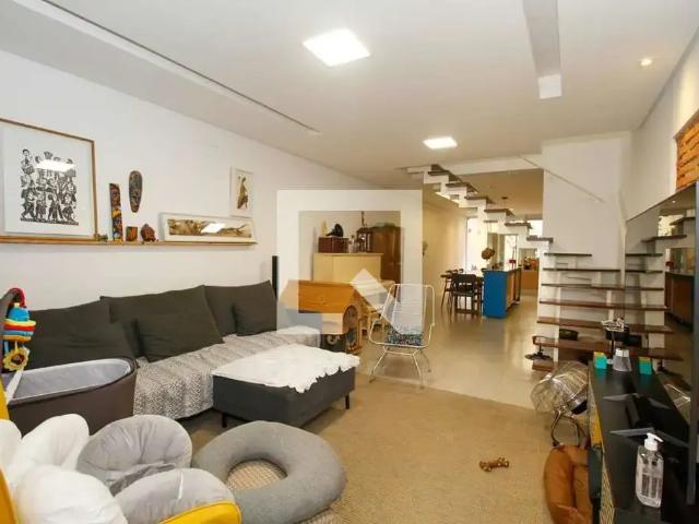 Casa / Sobrado para Venda em São Paulo/SP Sumaré 3 Quartos